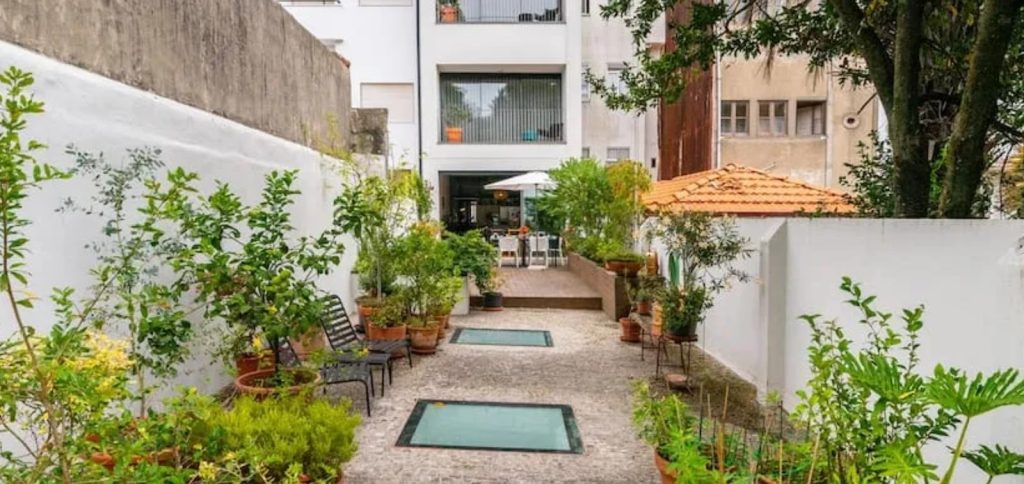 Boutique Maison with Home Dining & Insider Tips :Stay Like Local